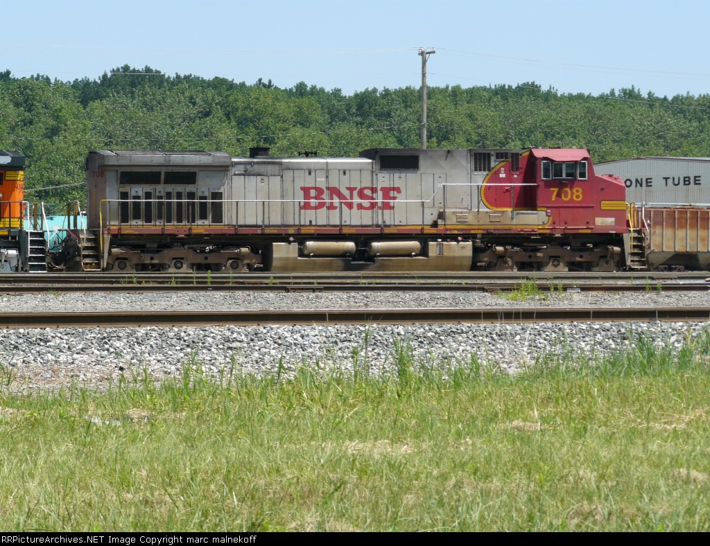 BNSF 708